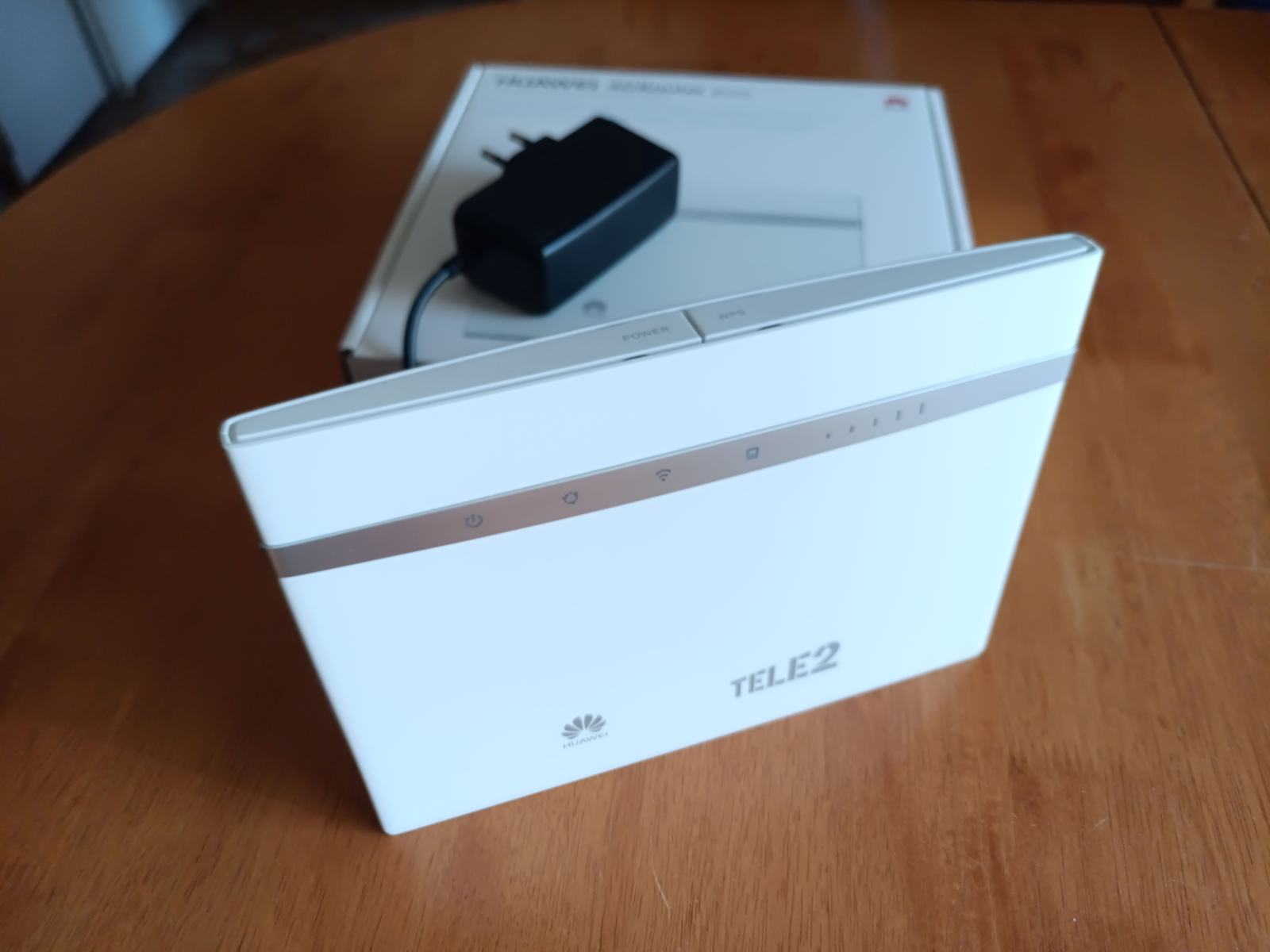 HUAWEI B525-4G 300Mbps, CAT 6, mobile WiFi Router