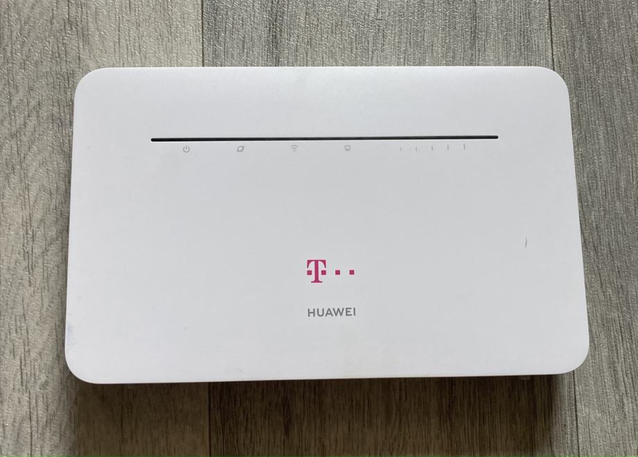 Huawei b535 Wireless Router na SIM kartice - Otključan, ispravan, 4G!
