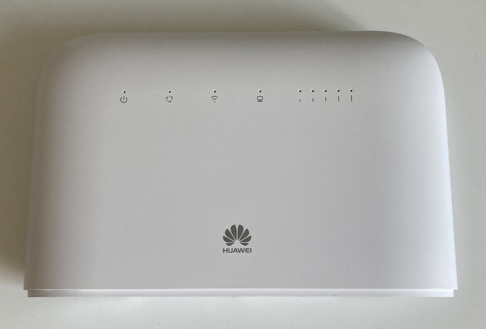 Huawei b715 HIBRIDNI Wireless DSL Router na SIM kartice - Otključan!