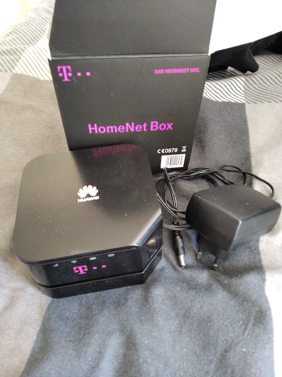 Huawei LTE Router, T-Mobile HomeNet Box