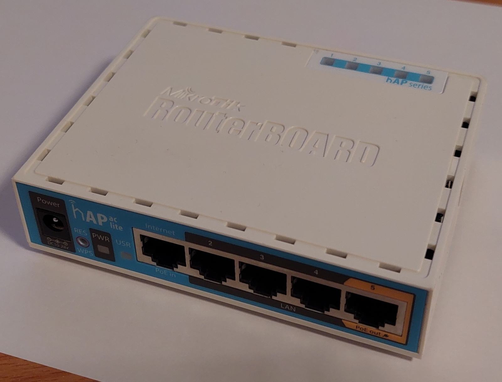 Mikrotik RB952Ui-5ac2nD hAP ac lite Router BOARD