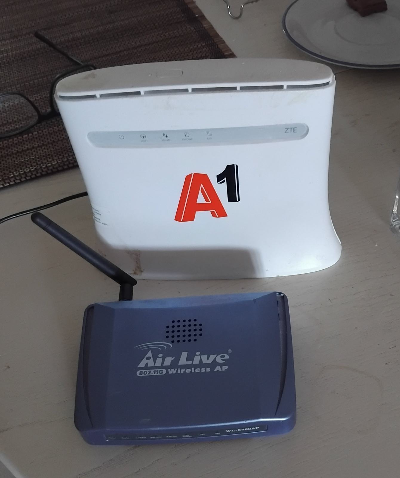 Mobilni router ruter internet wi-fi sve meze+ AP access point Air live