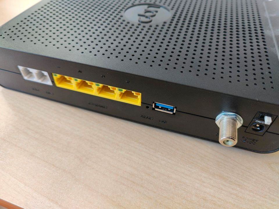 Modem CH7466CE CBN KabelBox