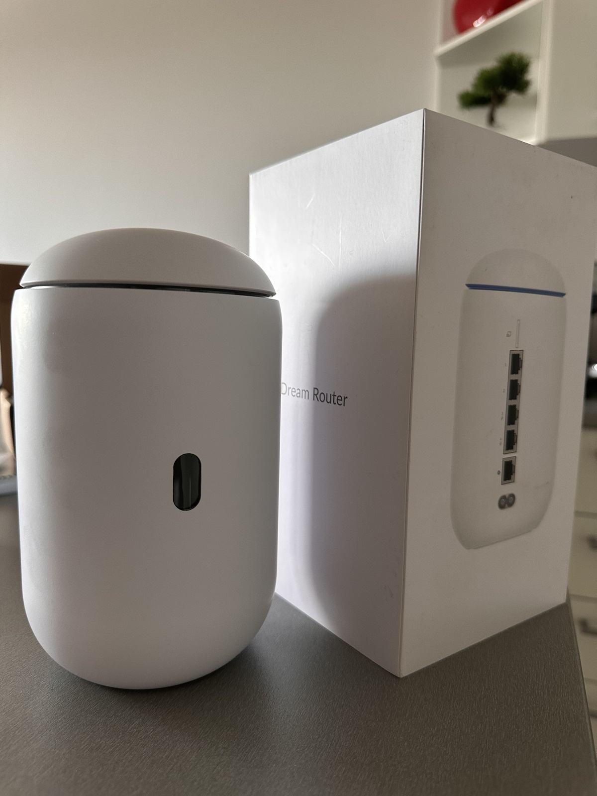 Prodajem - Ubiquiti Dream Router