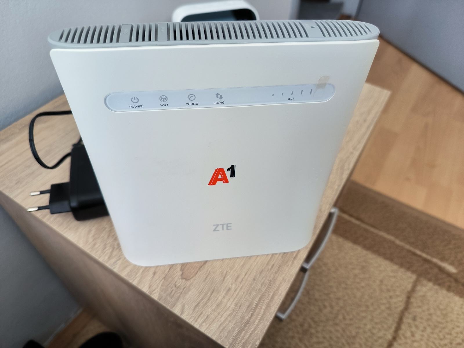 Router 4G ZTE MF286R