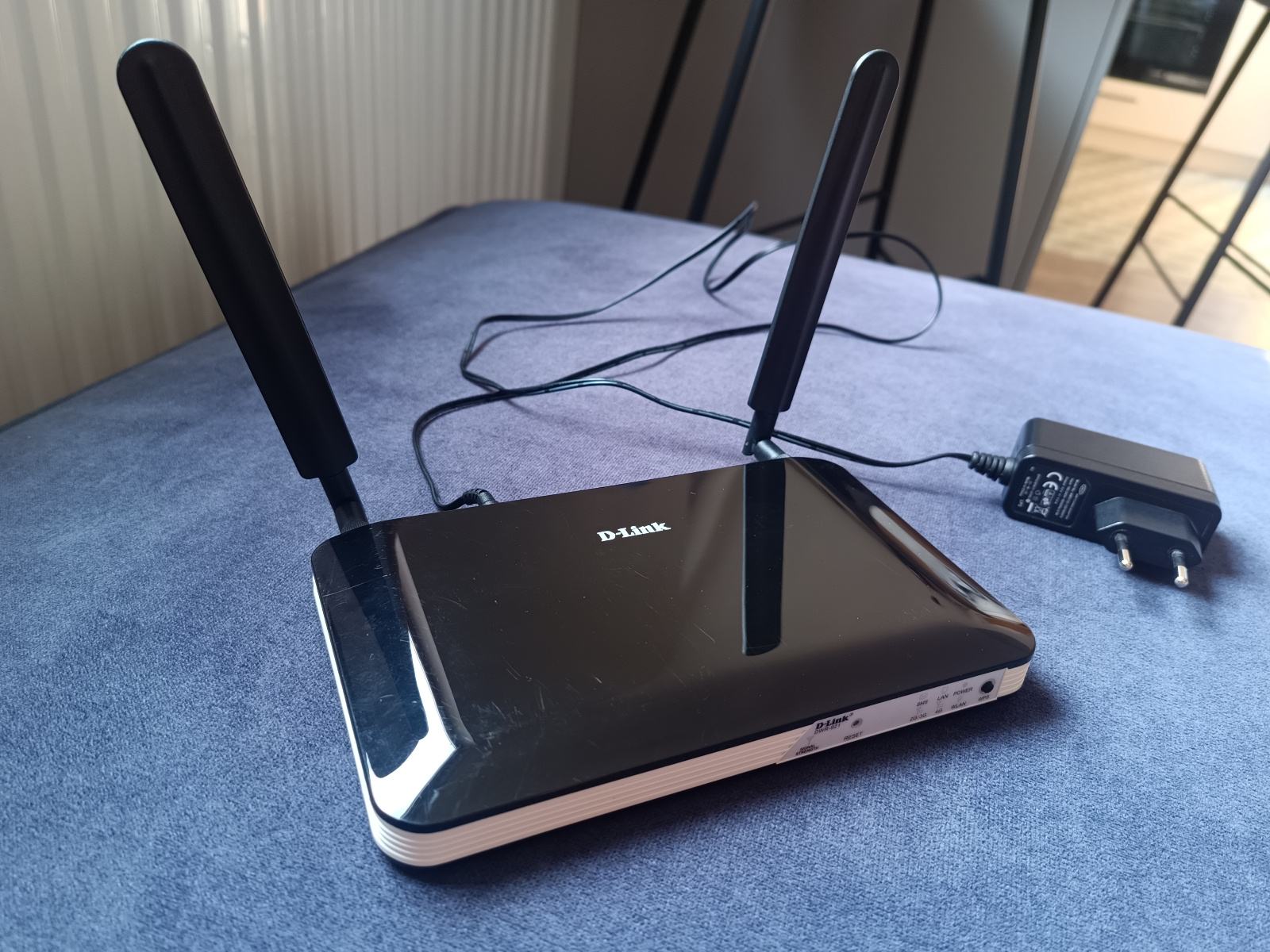 Router - modem za internet DWR-921-ECDA 4G
