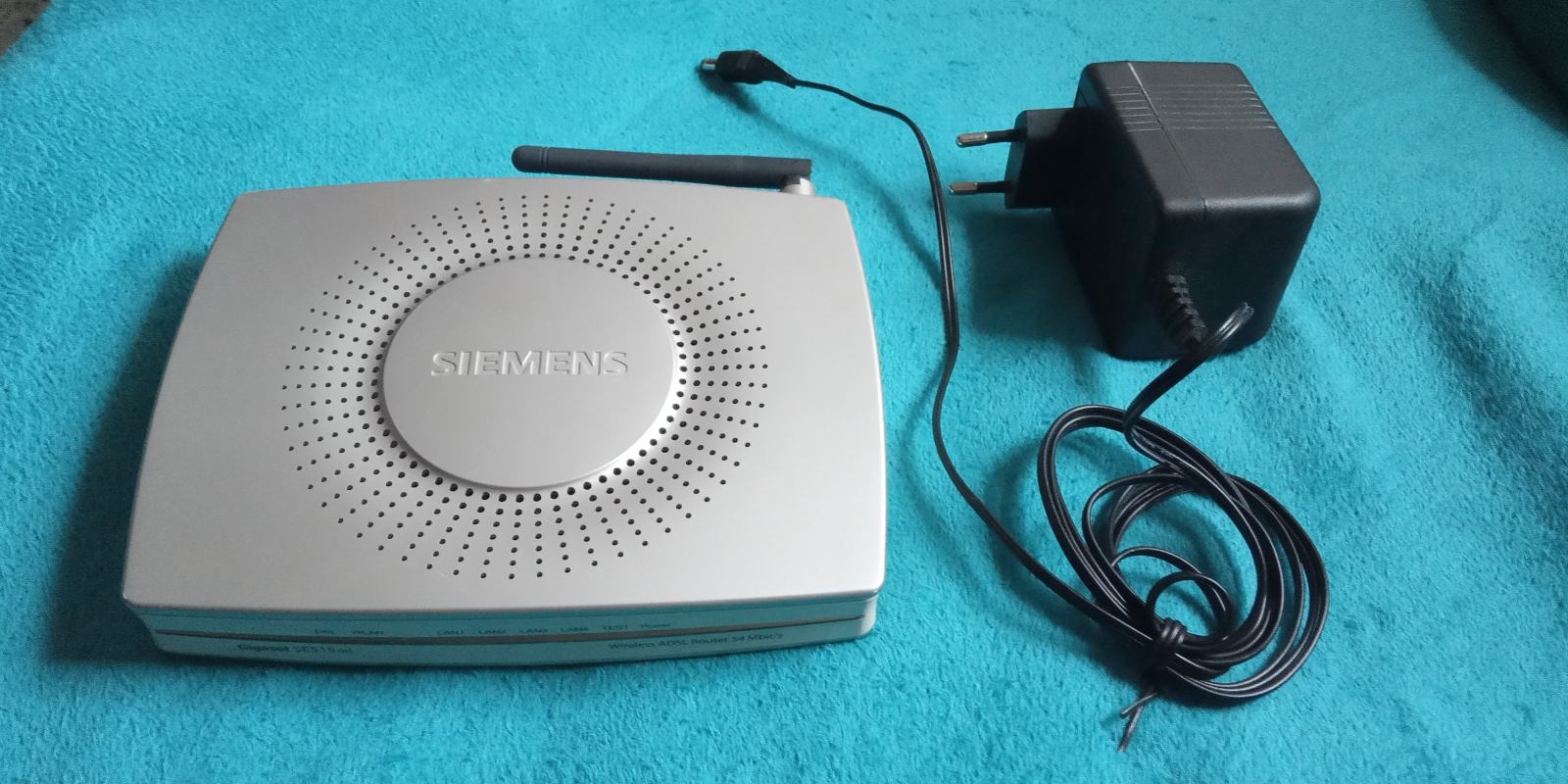 Siemens Gigaset SE515 dsl modem / wireless router