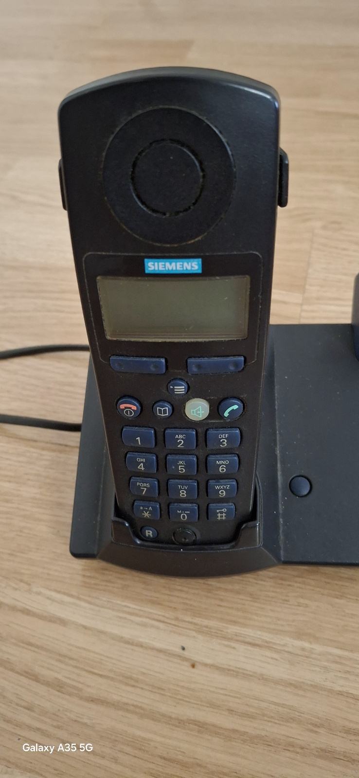 Telefon