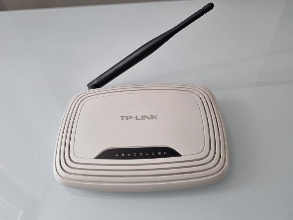 TP-Link TL-WR740N Wireless router
