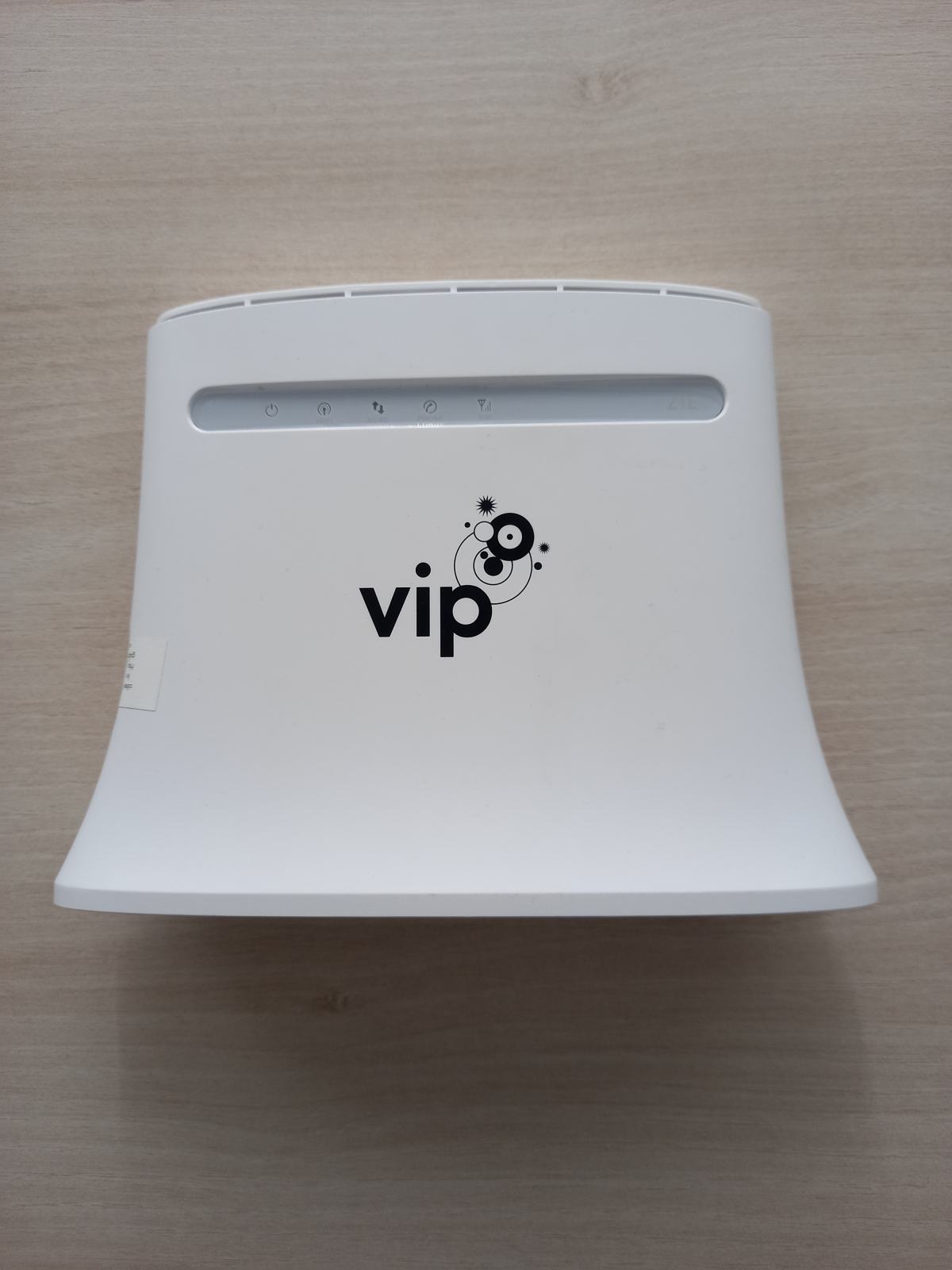 VIP A1 Homebox router ZTE + antene