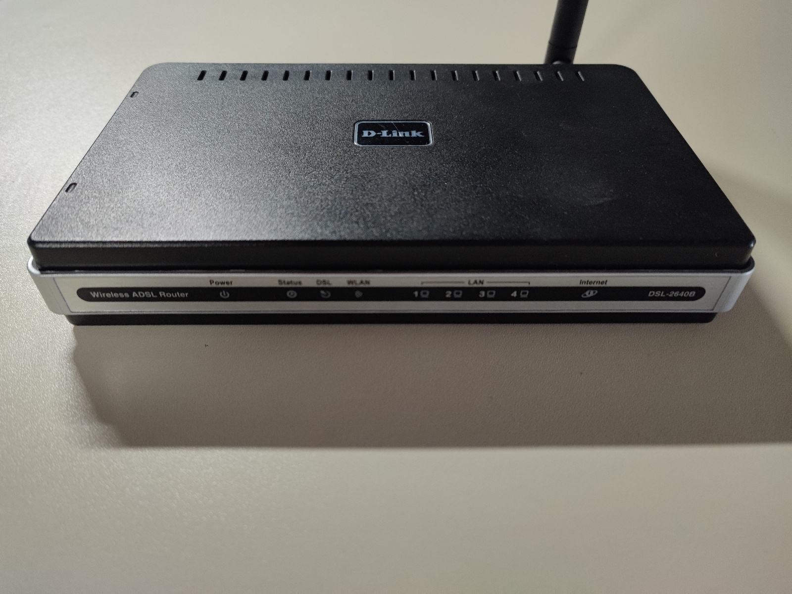 WiFi ADSL router/modem D-Link
