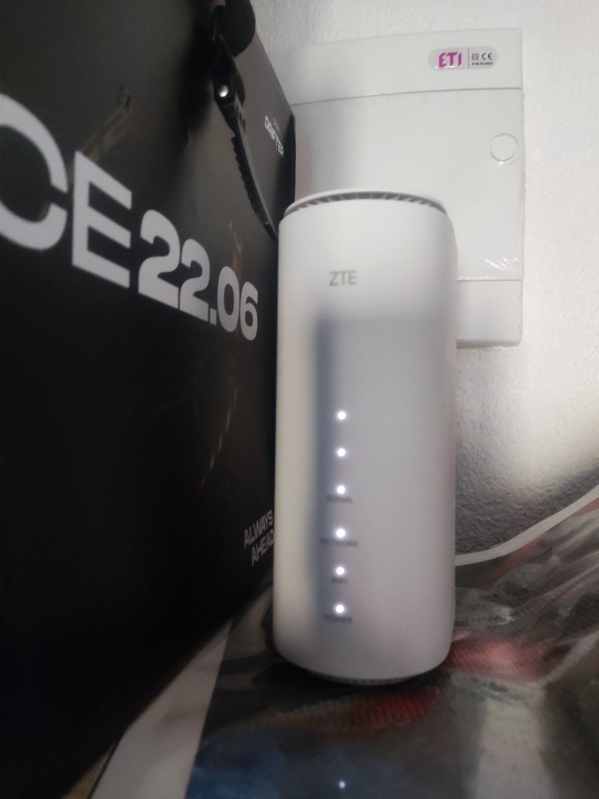 ZTE MC801A 5G ruter CAT22 - OTKLJUČAN NA SVE MREŽE