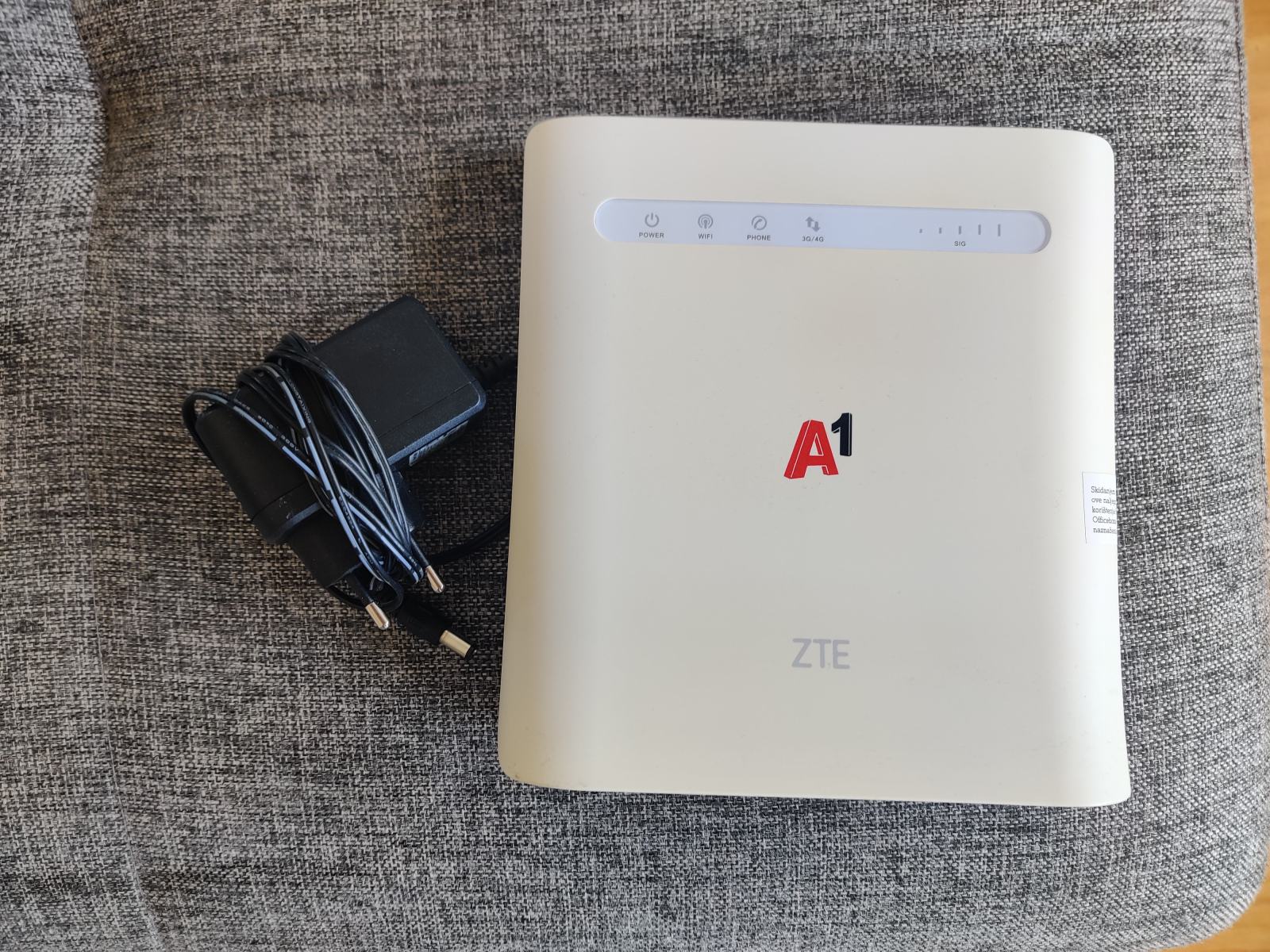 ZTE Prijenosni 4G Wireless router MF286R