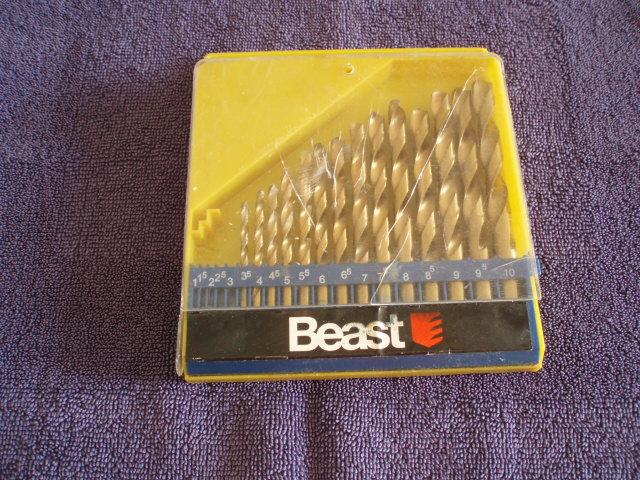 boreri za metal BEAST