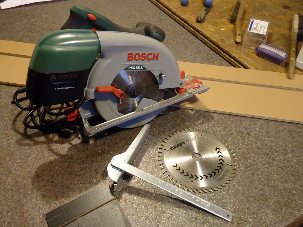 Bosch ručna kružna pila - cirkular PKS 55A, izvrsna, rabljena