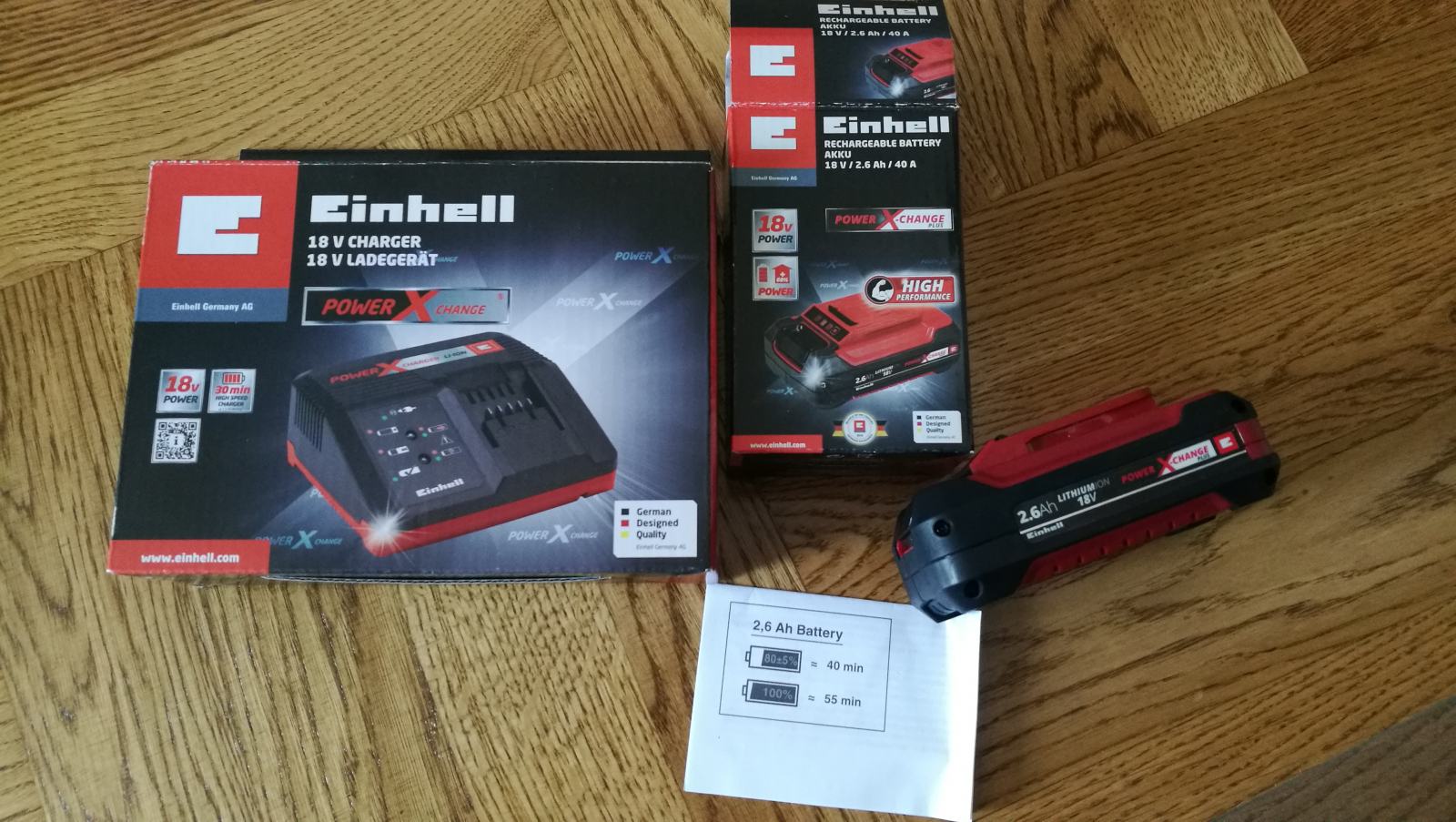 Einhell Aku 18v - 2.6 ah baterija i punjac i usb adapter