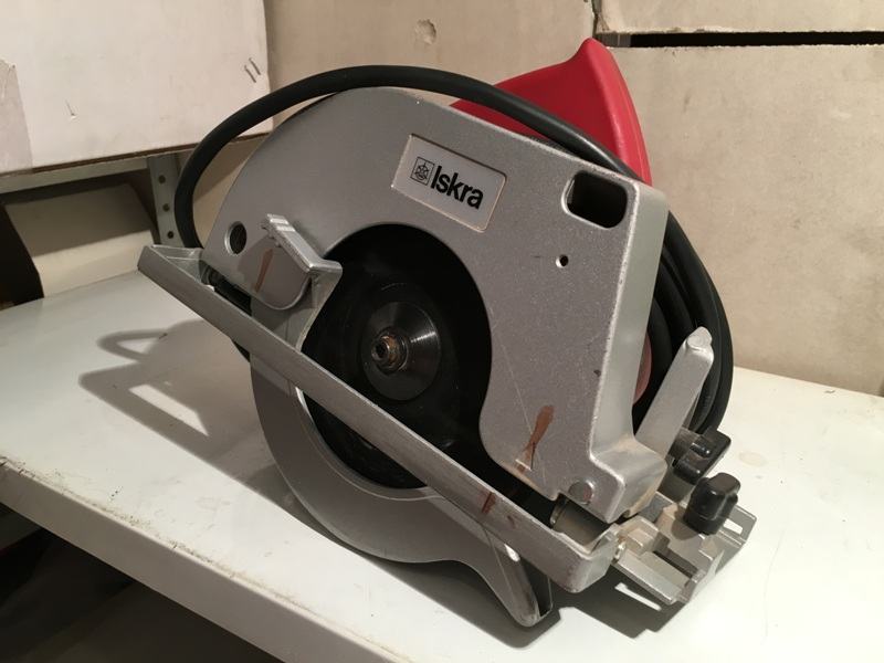 Ručni cirkular ISKRA