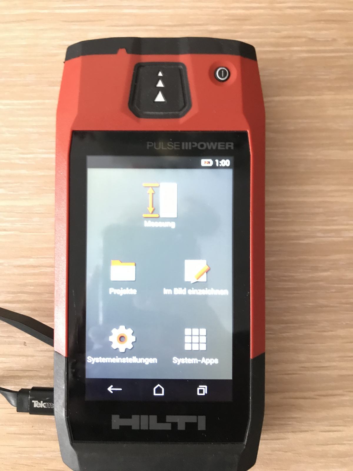 Hilti PD-C laser nisprava s raznim funkcijama,kamerom i touch screenom