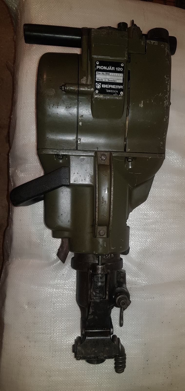 Pionjar 120 (vojni/zeleni)- Atlas Copco - SWEDEN / BEREMA