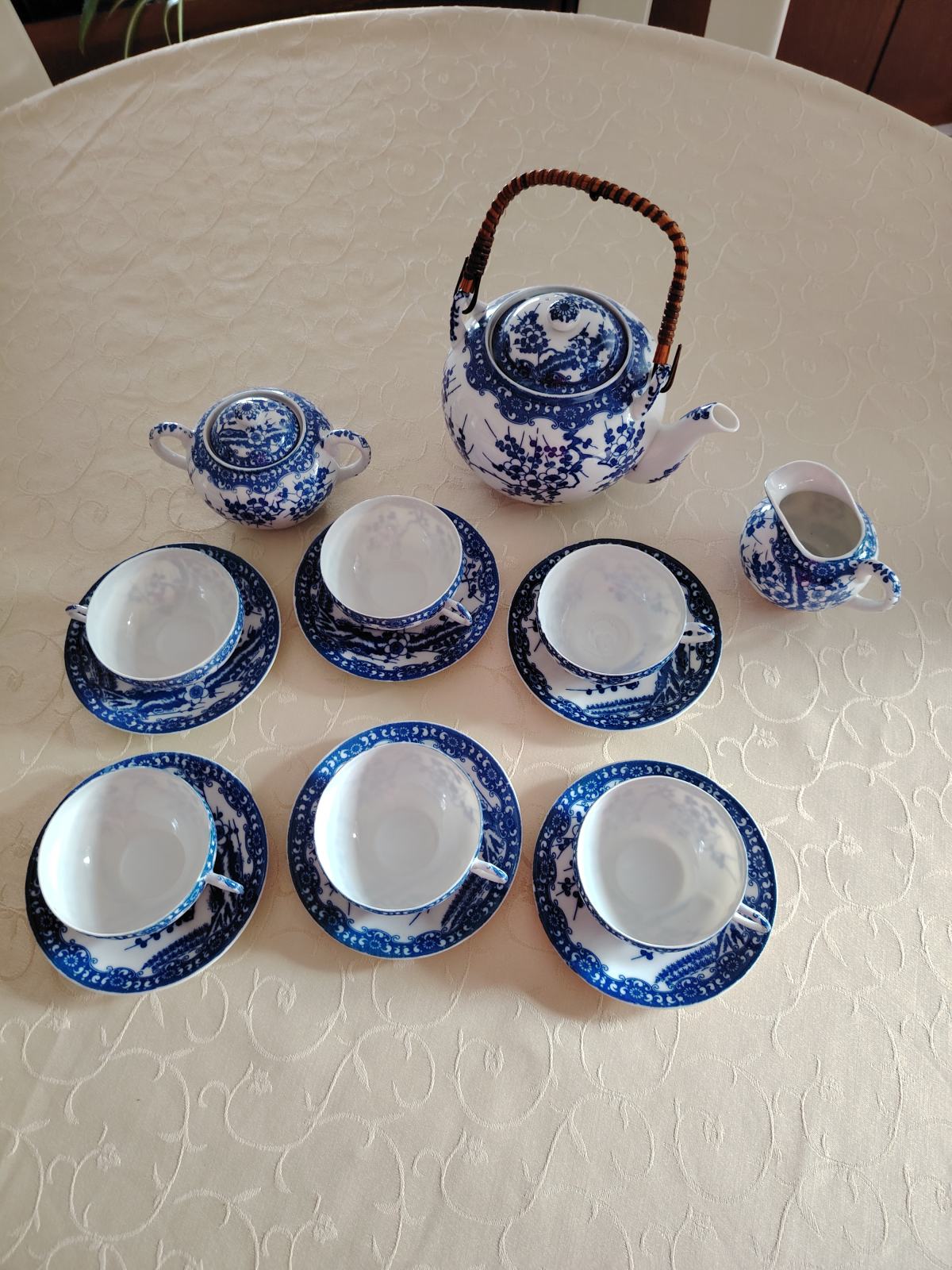 Porculanski set za čaj/kavu