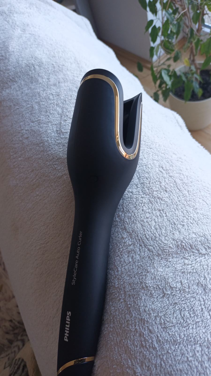 Prodajem uvijac za kosu