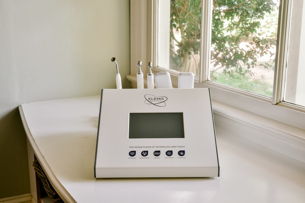 ELEMIS BIOTEC kozmetički uređaj - 5 tehnologija