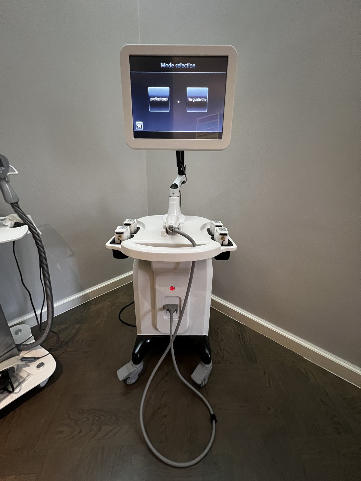 HIFU Ultra 900 Professional 3D - profesionalan aparat za salone