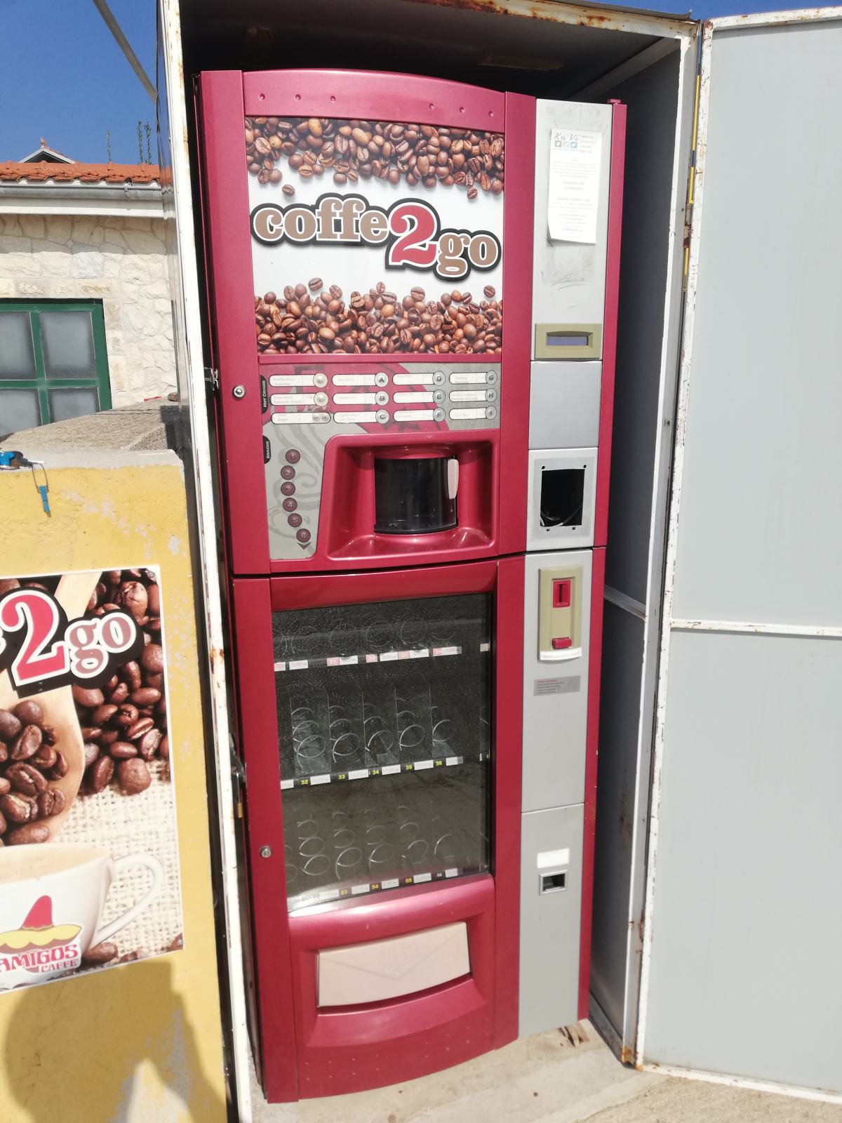 Samoposlužni aparat Saeco combi snack