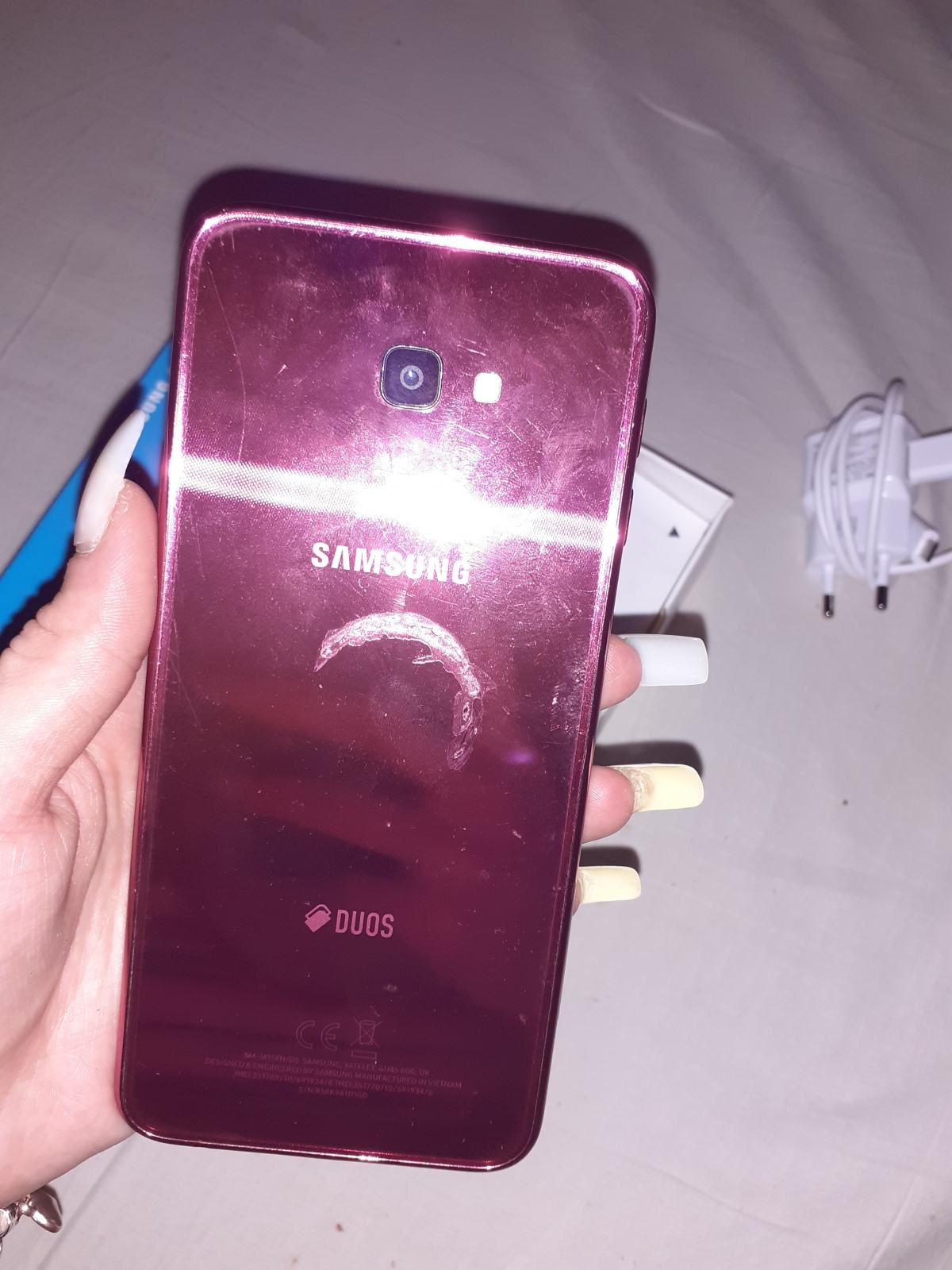 Samsung Galaxy J4+ rozi