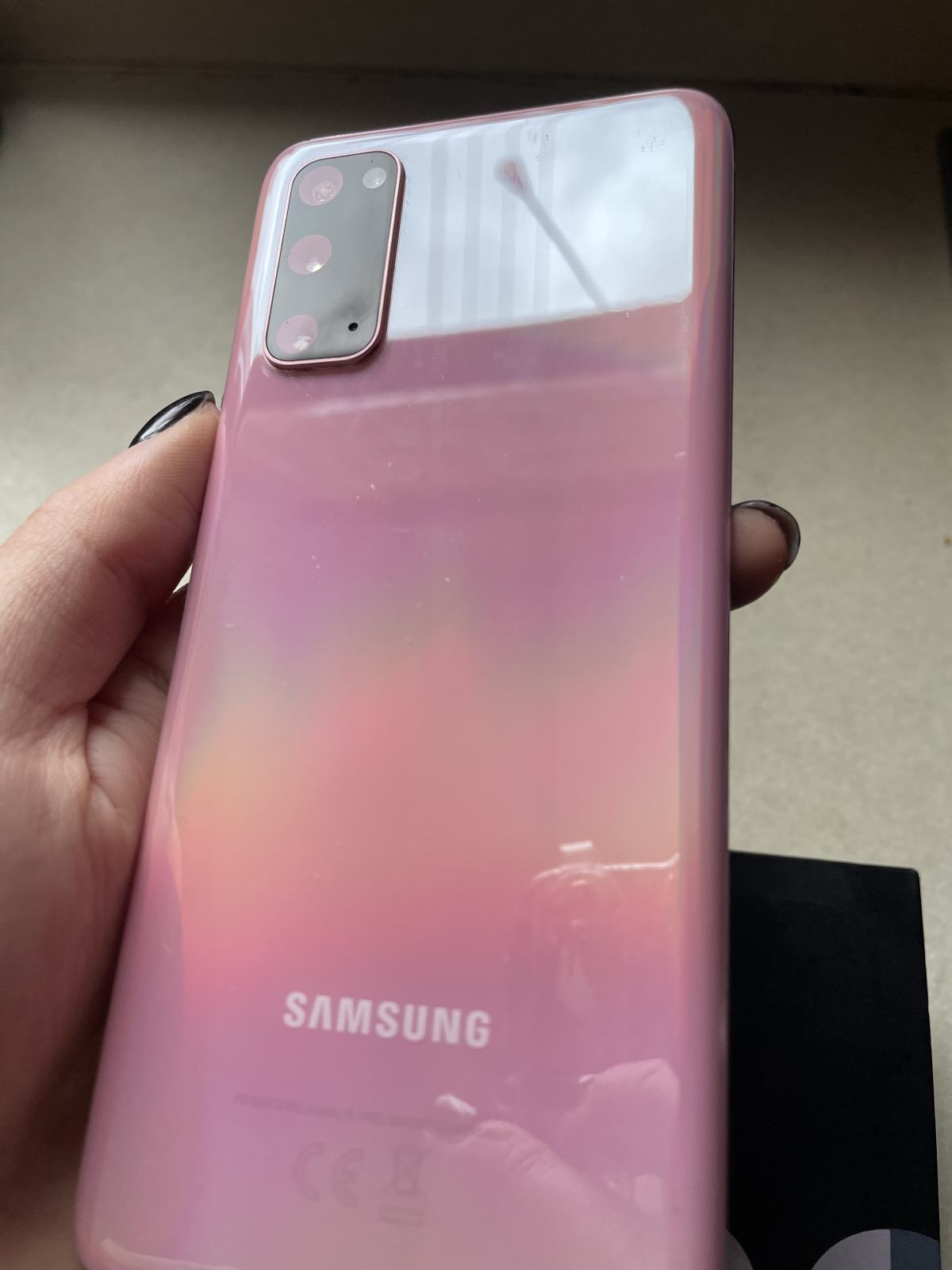 SAMSUNG GALAXY S20 ROZI