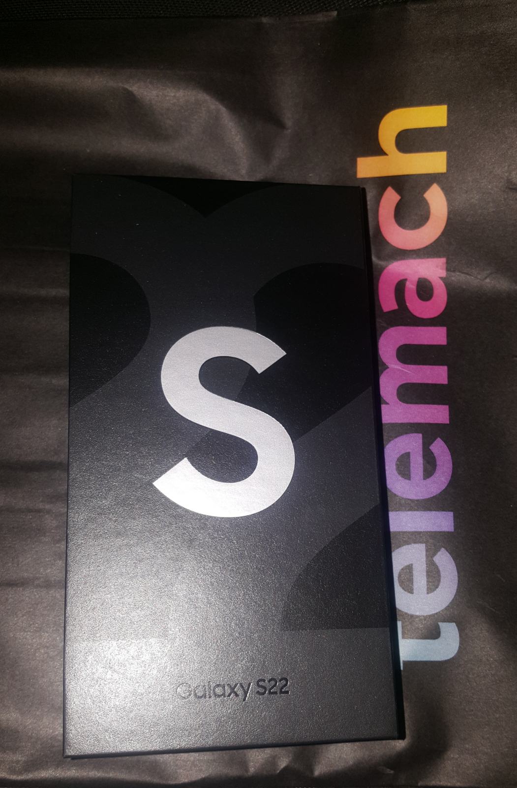 Samsung Galaxy S22 128GB 5G white **520€**