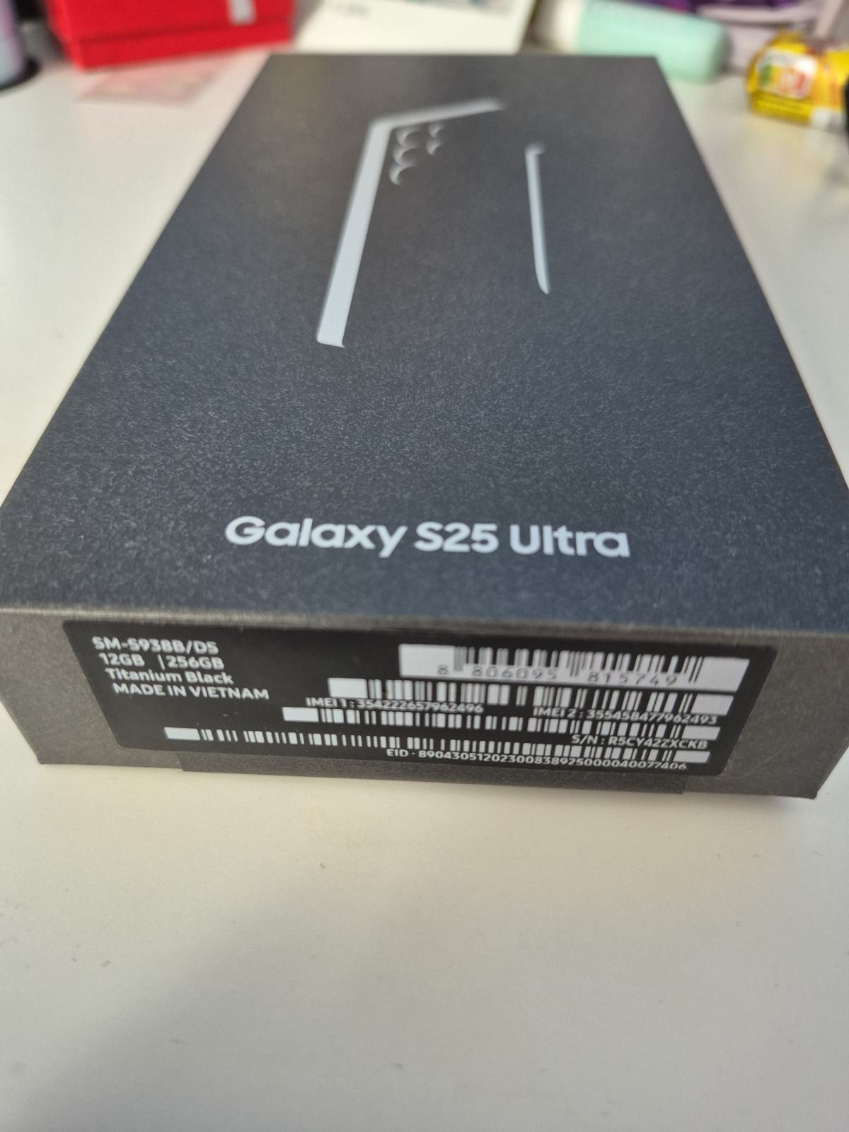 Samsung galaxy S25 ultra 12/256