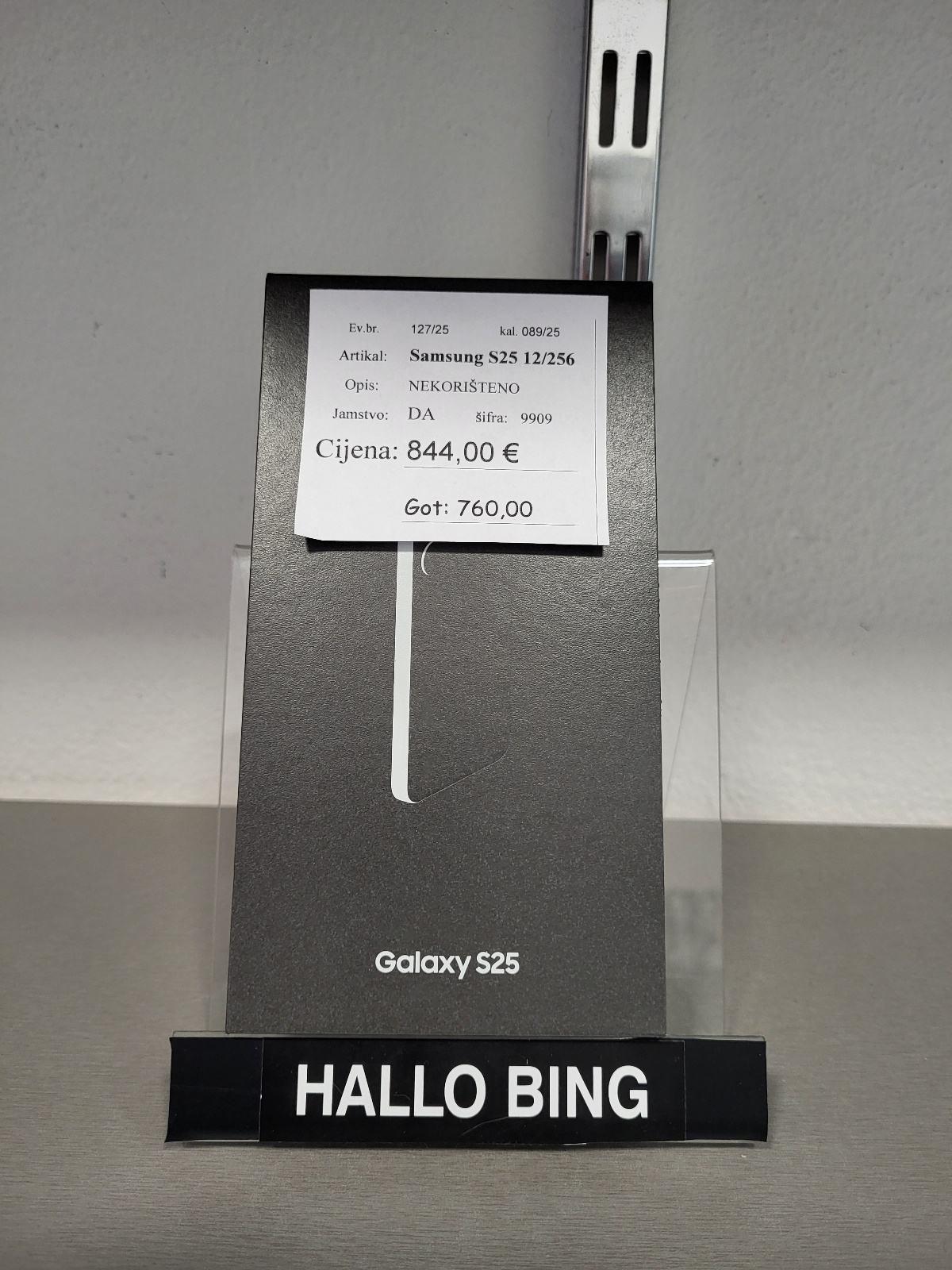 Samsung S25 12/256, novo