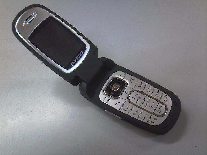 Samsung e730