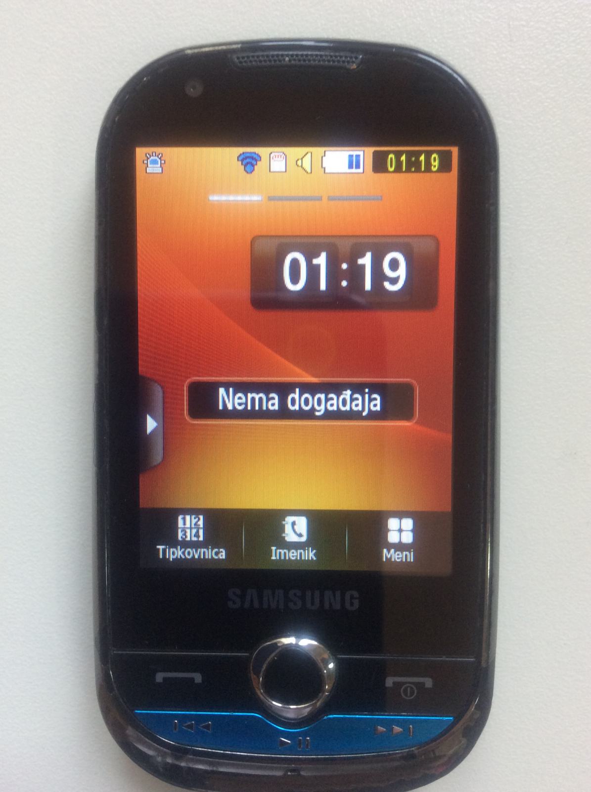 Samsung Lindy GT-M5650, RI