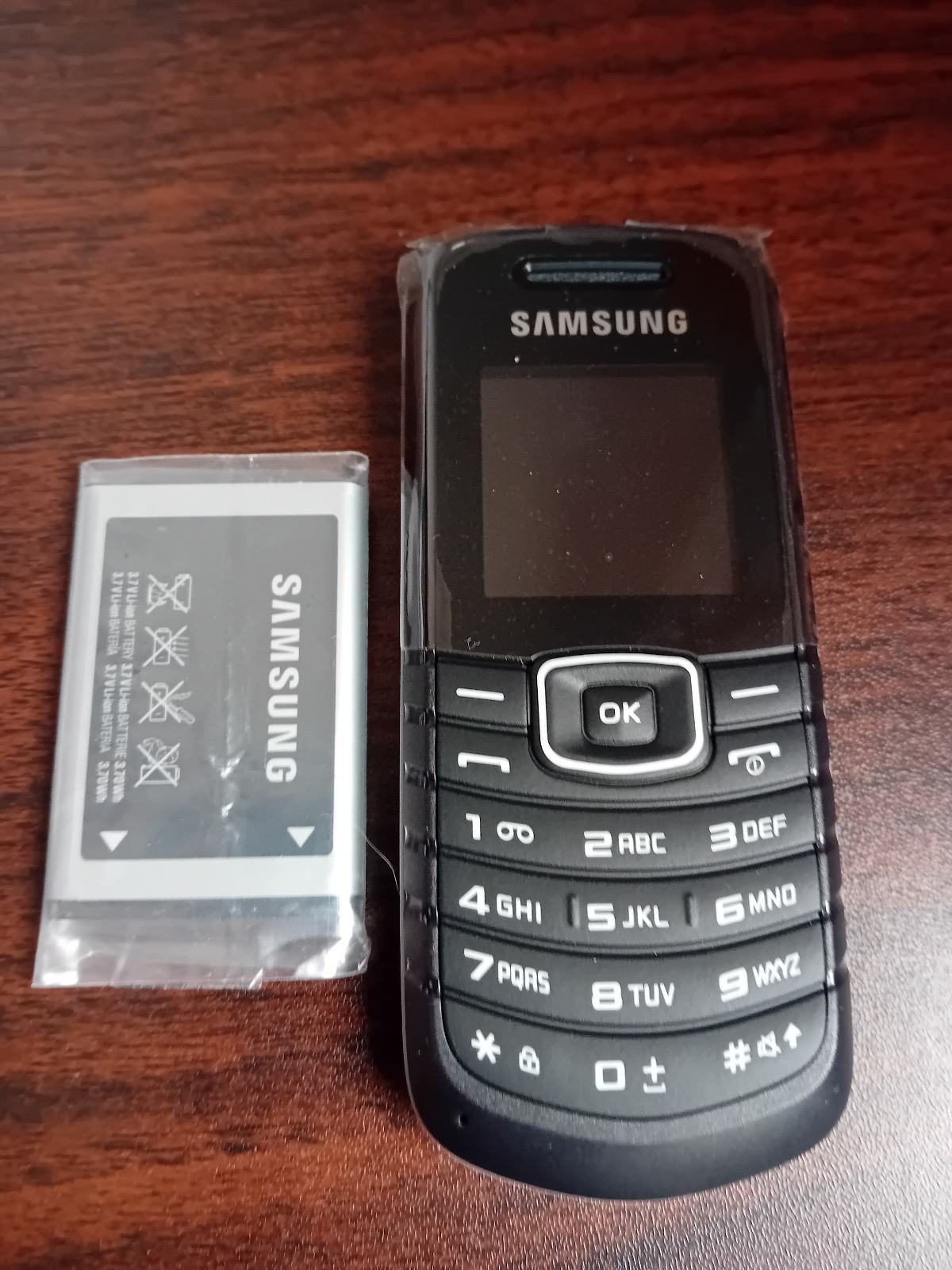 Samsung mobitel - NOVO