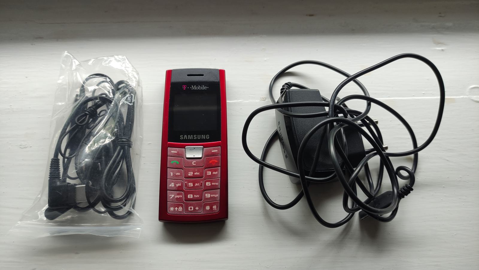 Samsung stari klasični mobitel