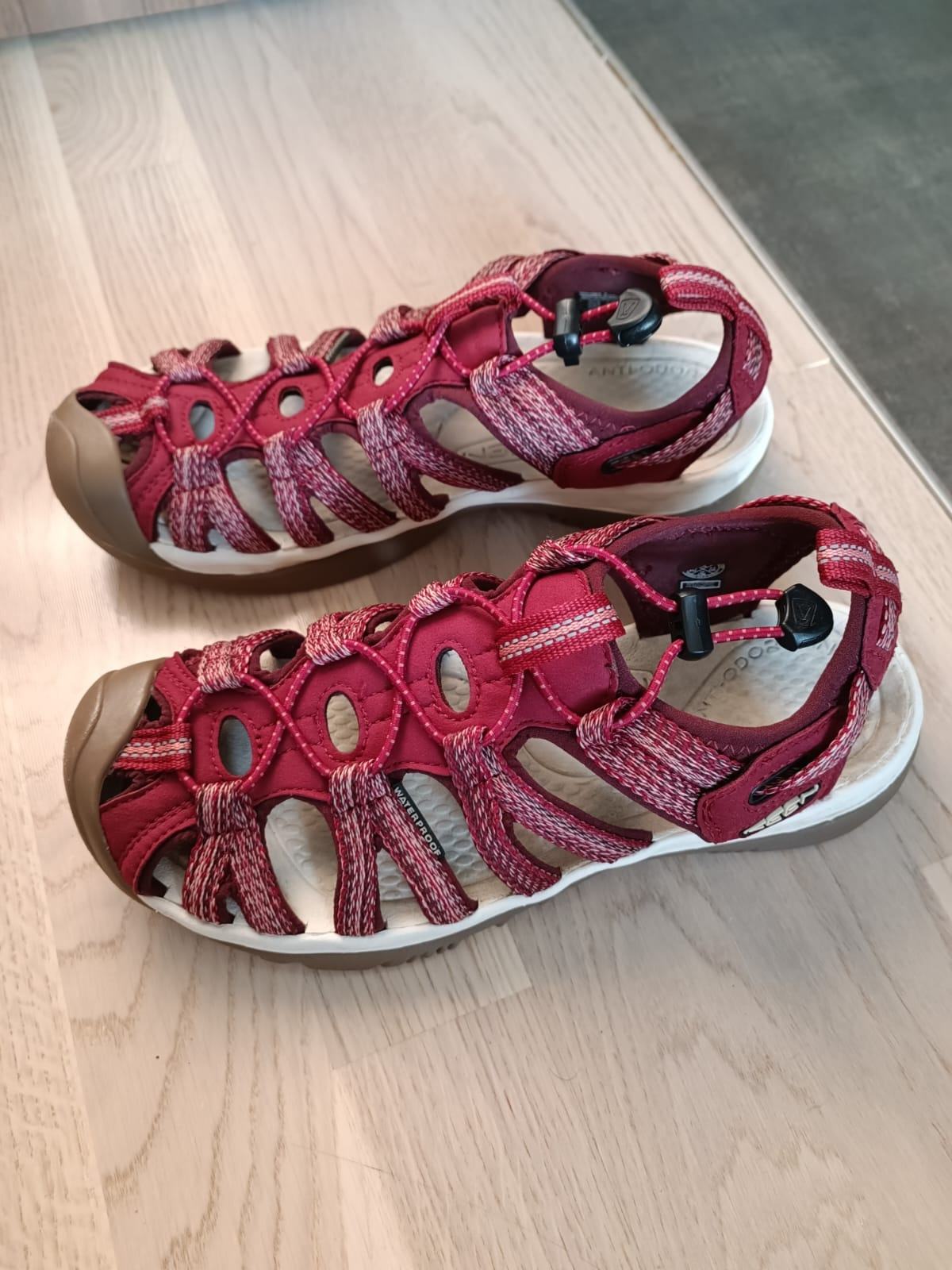 Keen ženske sportske sandale