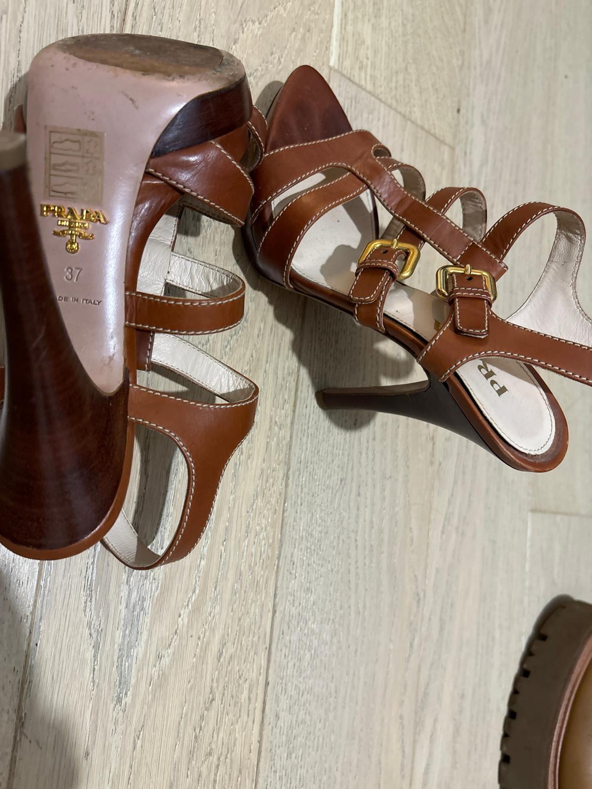 prada original sandale