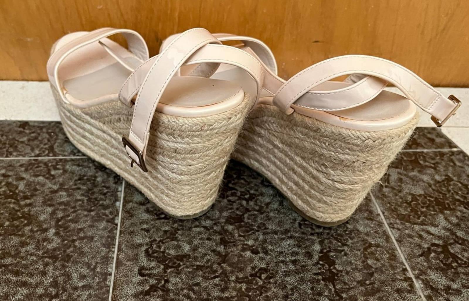 SANDALE SA PLATFORMOM (38, ASOS) - NIJE NOŠENO!!!