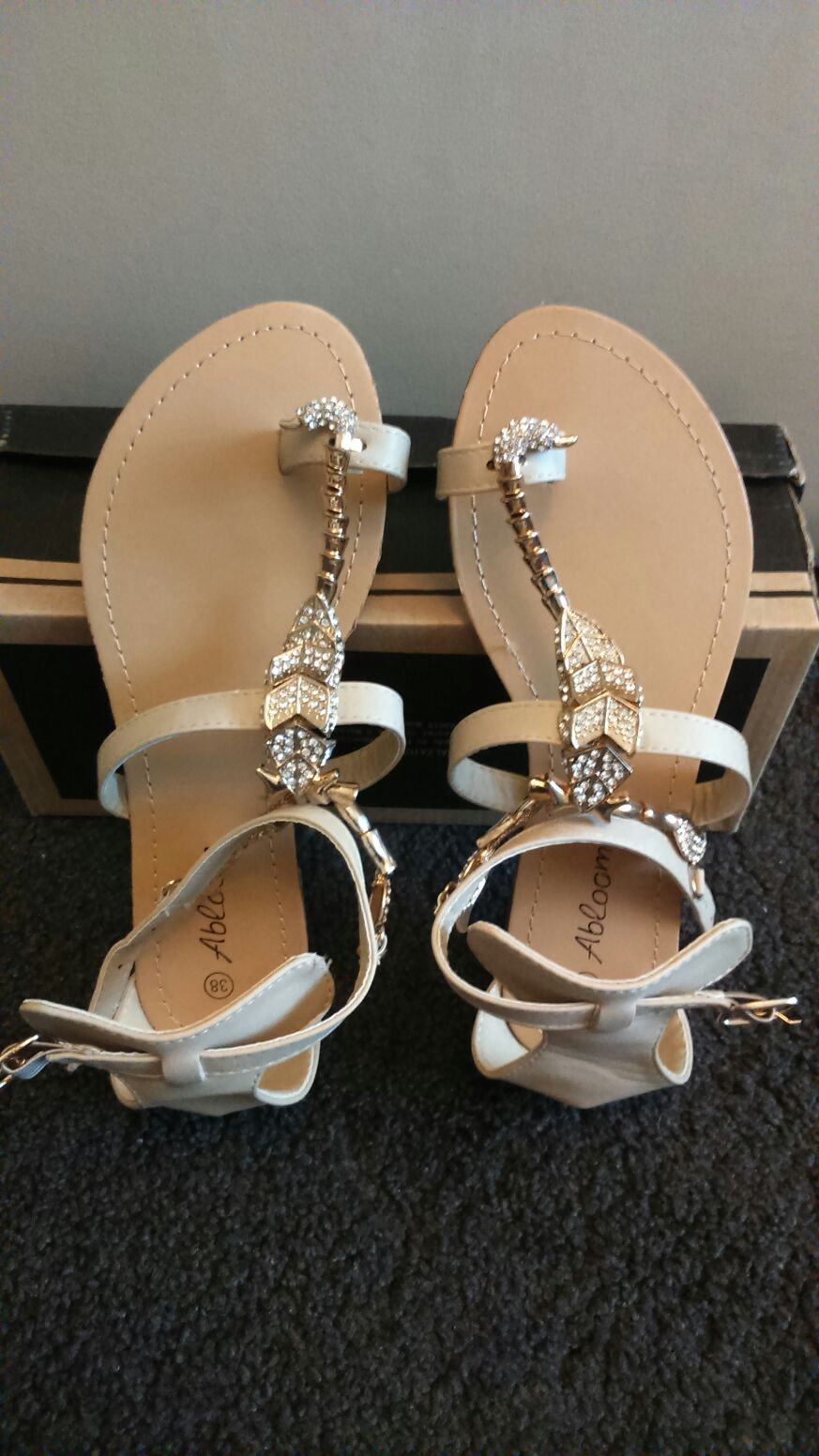 Ženske ljetne sandale