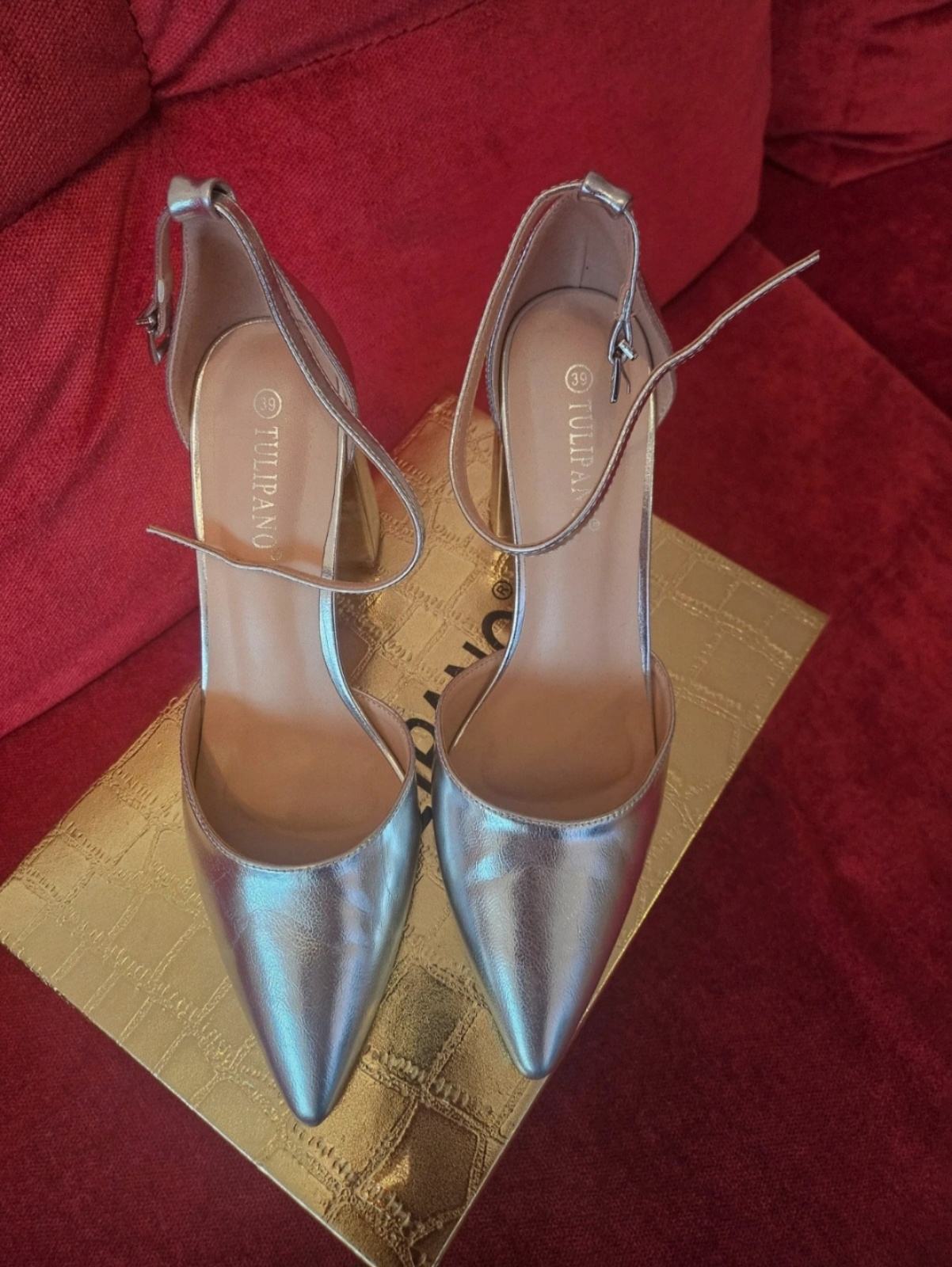 Zenske sandale vel 39