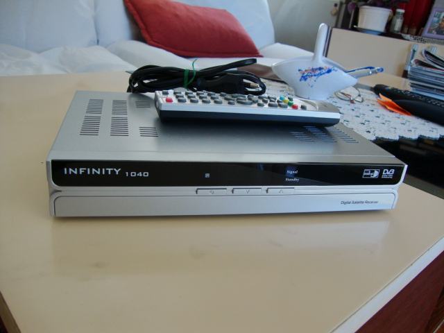Digitalni satelitski receiver Infinity 1040