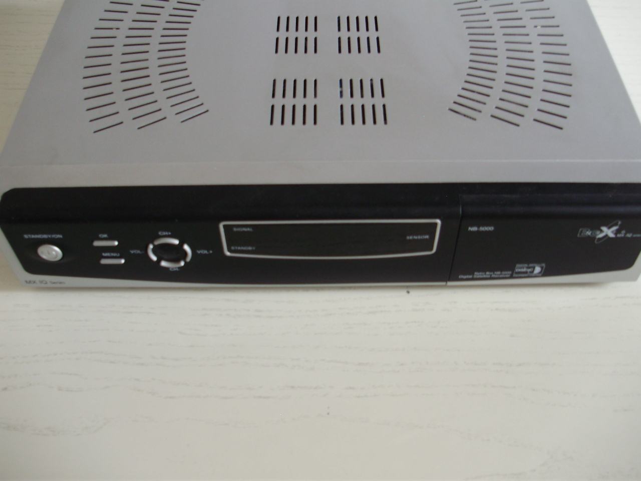 Digitalni satelitski receiver Nytro Box NB-5000