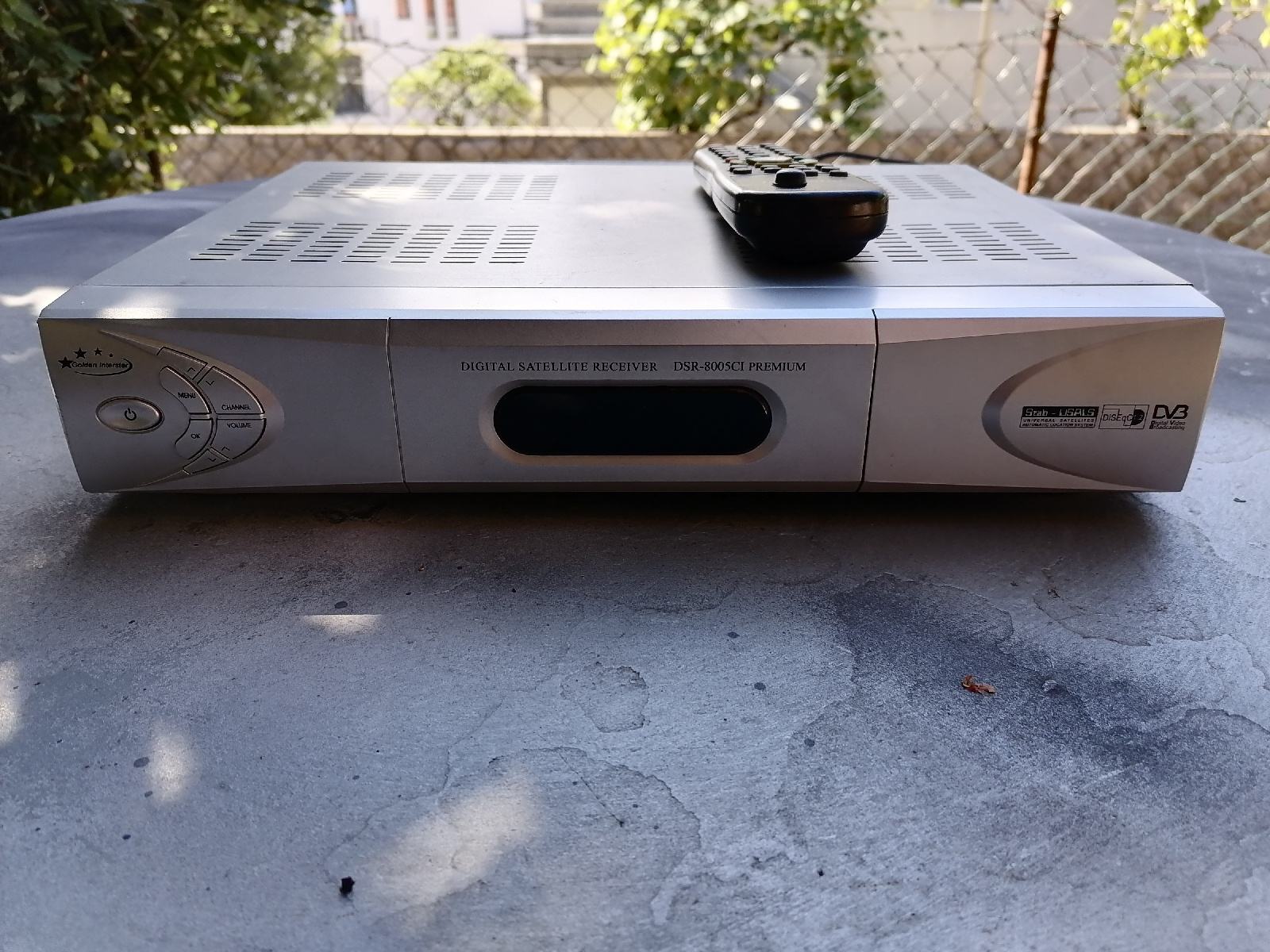 **Digitalni satelitski receiver**