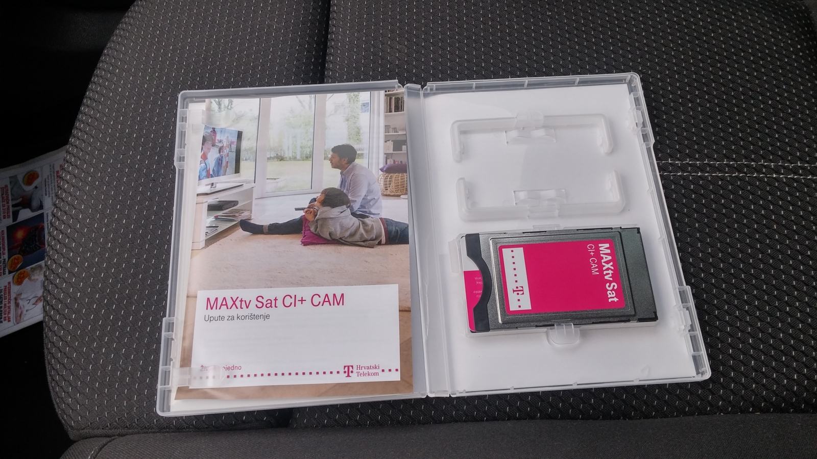 MAXtv SAT CI+ CAM, modul i kartica