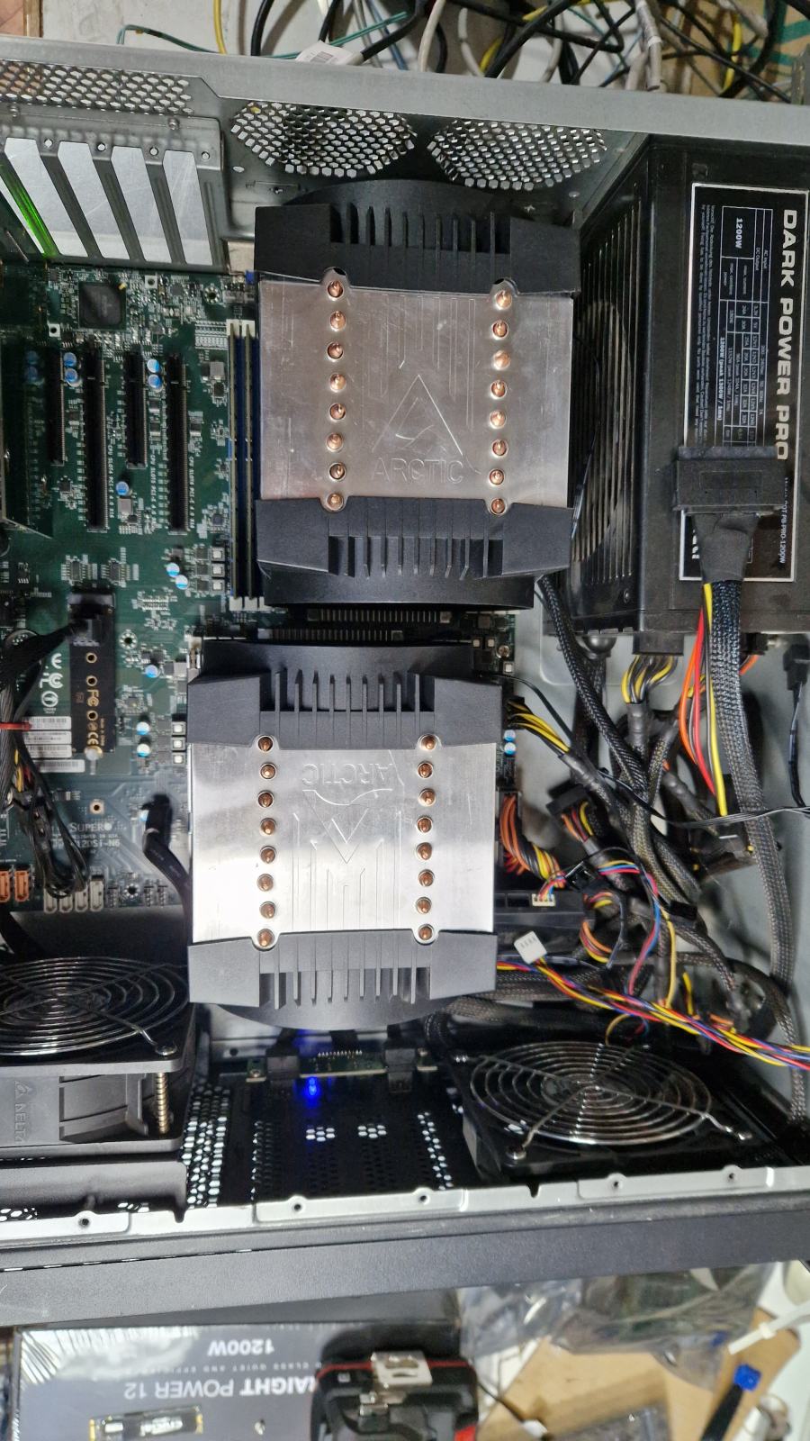 Dual AMD Epyc 7h12 + Supermicro H12DSI + 1TB RAM