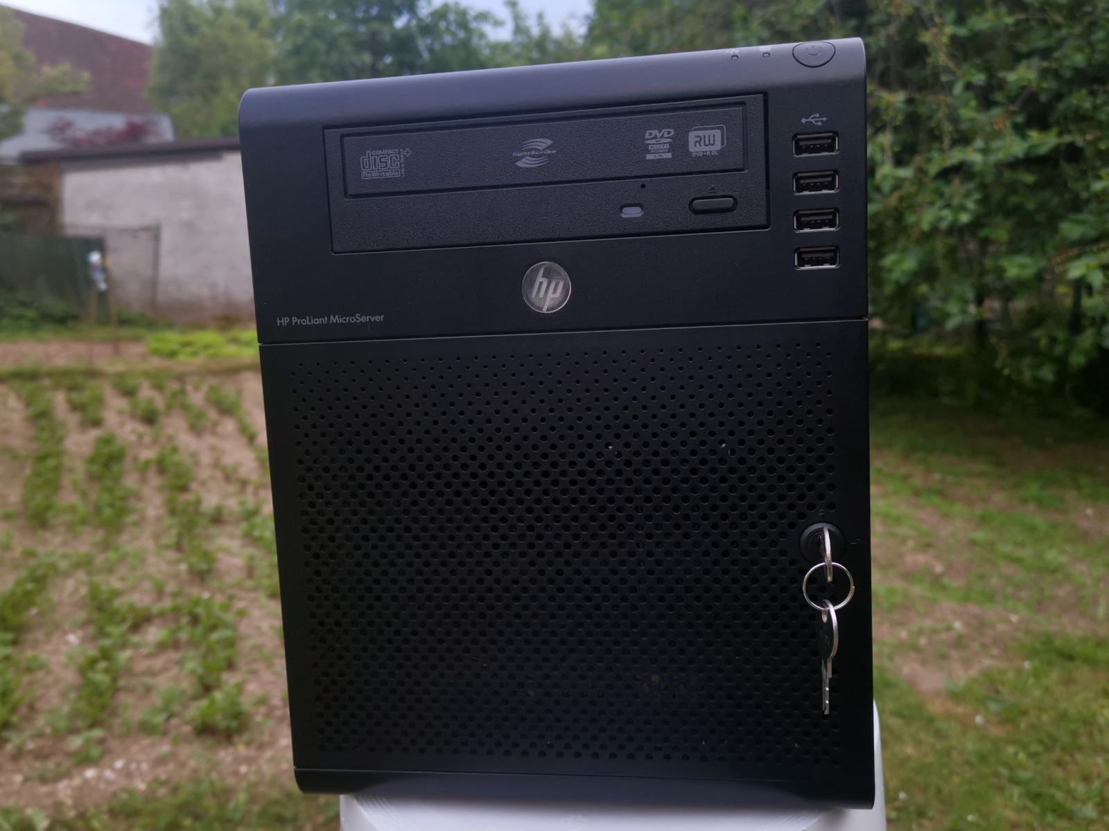 HP Microserver N40L