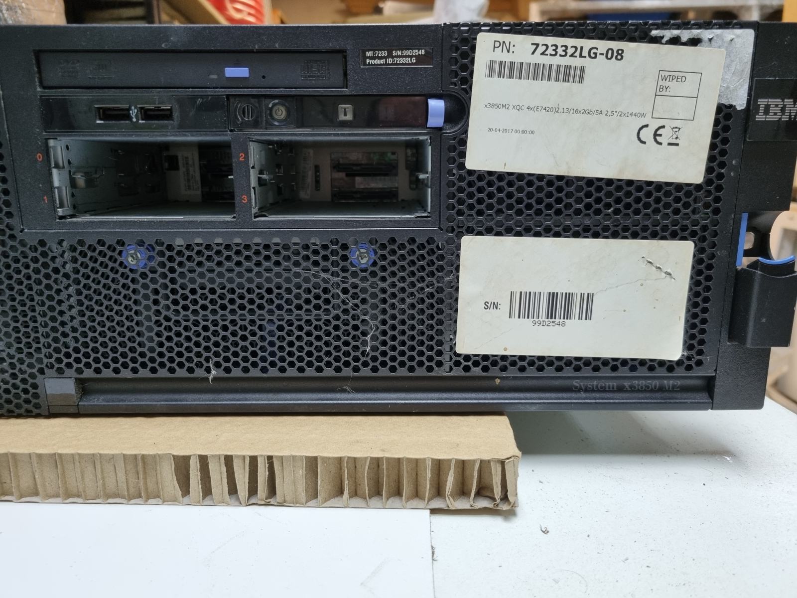 IBM Server x3850 M2 4x QuadCore Xeon 2.13 GHz 32GB RAM