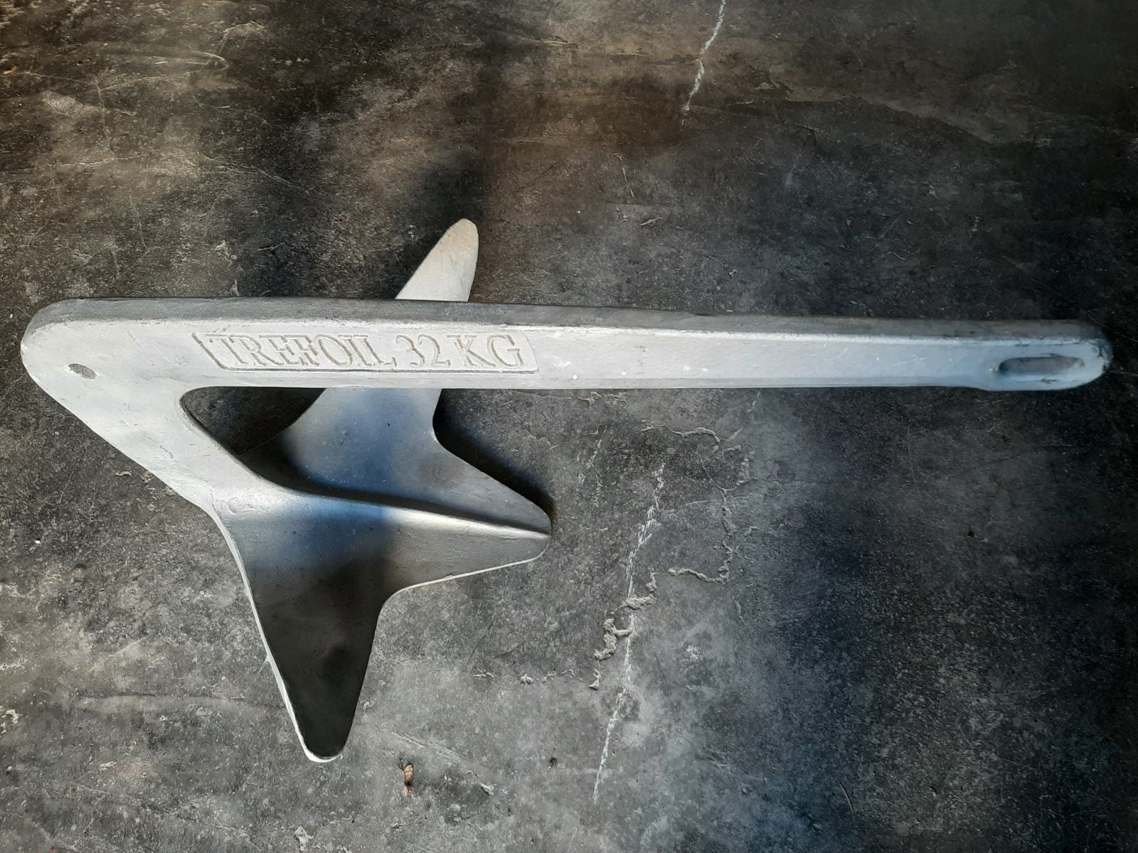 sidro Trefoil 32kg, kao Bruce ili M-sidro